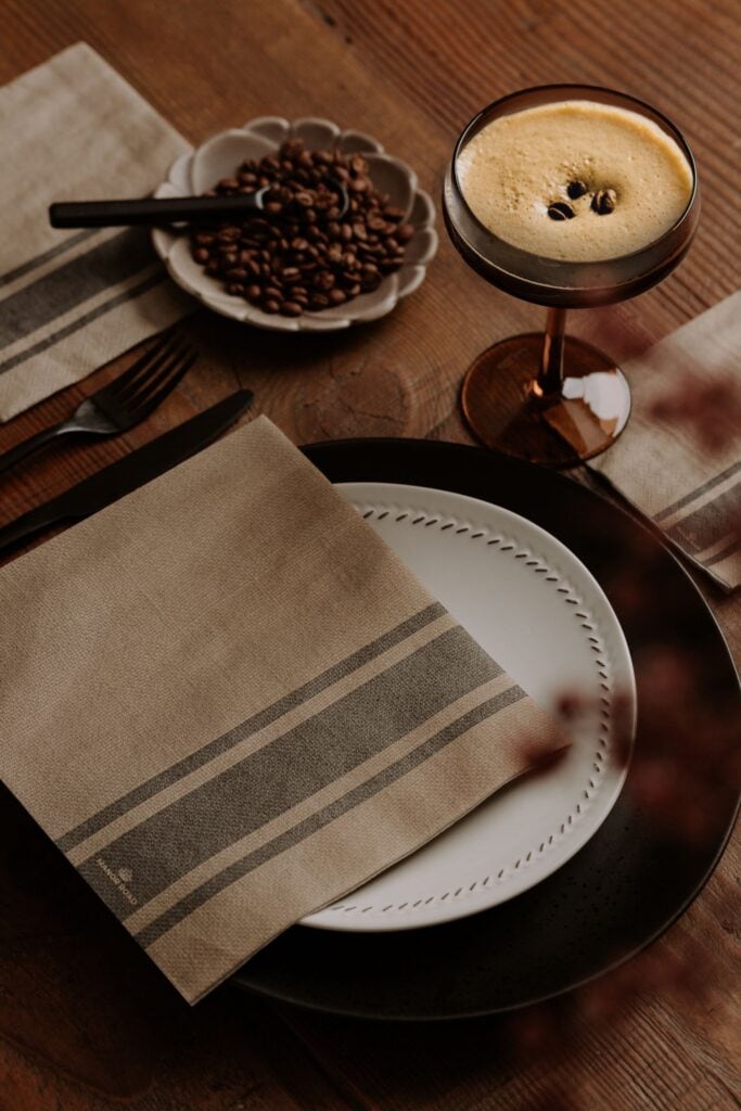 Coffee Stripe Linen Napkins - Luncheon – Manor Road